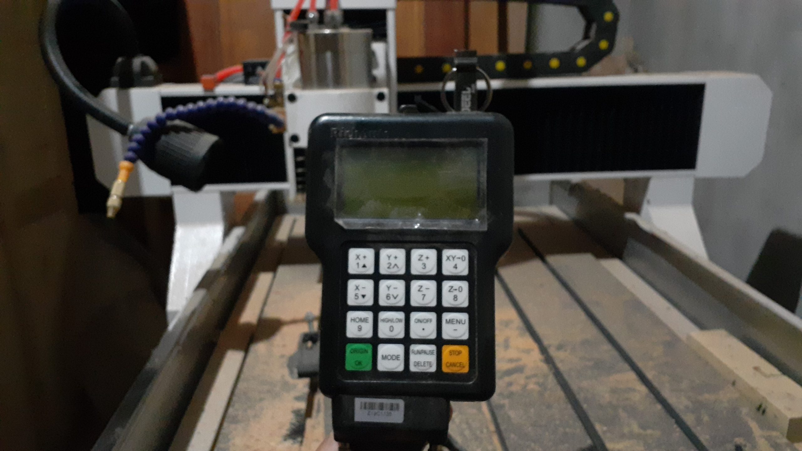 Máquina Robusta Router CNC 9060 de alta potencia 3.2KW ER20